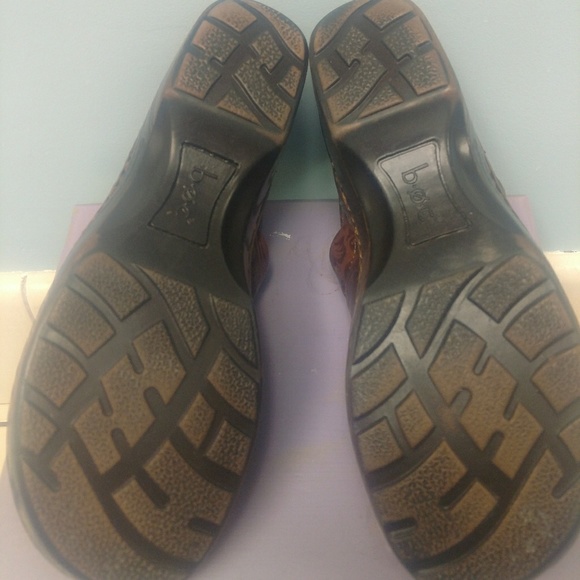 Born | Shoes | Born Boc Tooled Floral Brown Clogs Size | Poshmark